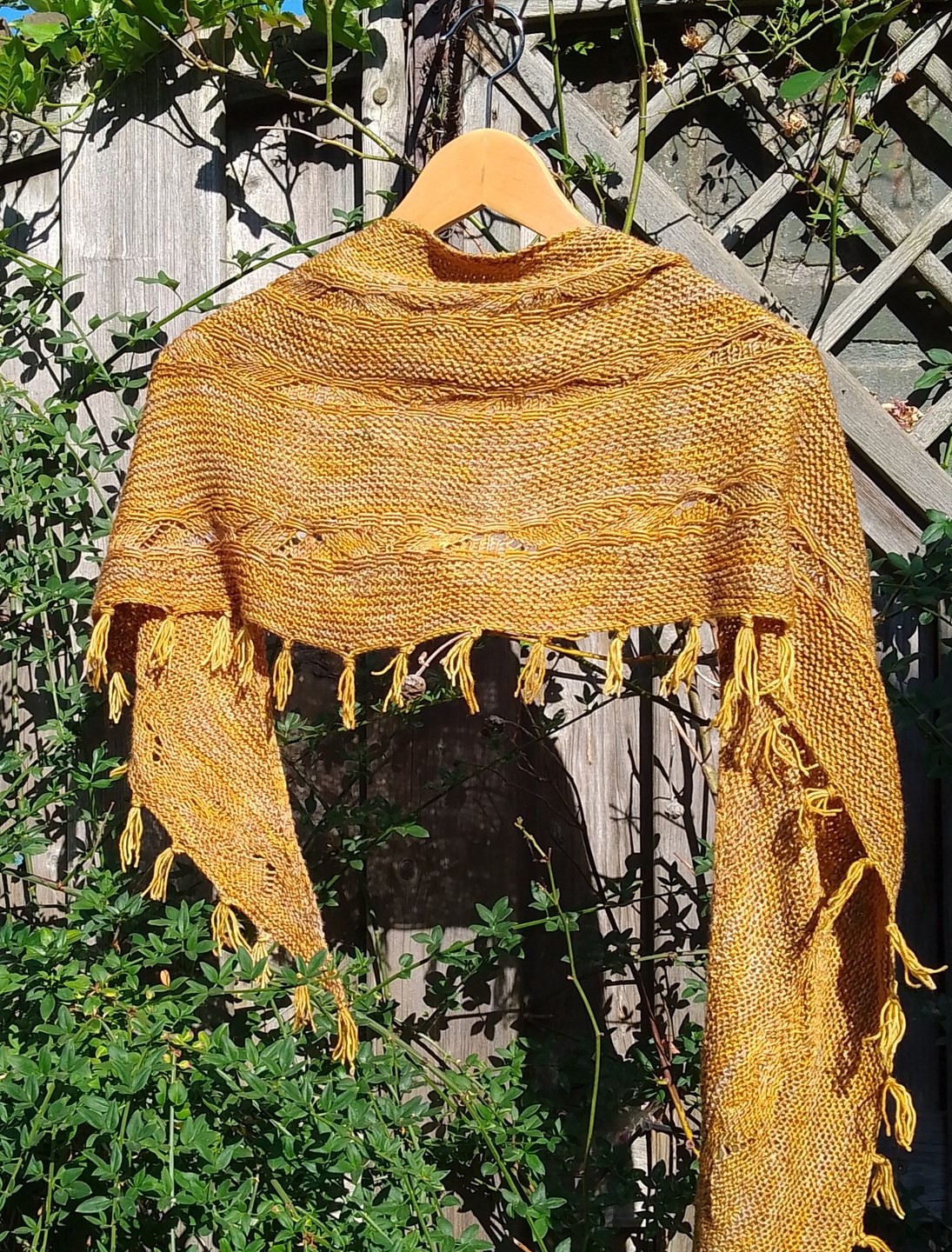 Летняя шаль The Lone Skein - Вяжи.ру